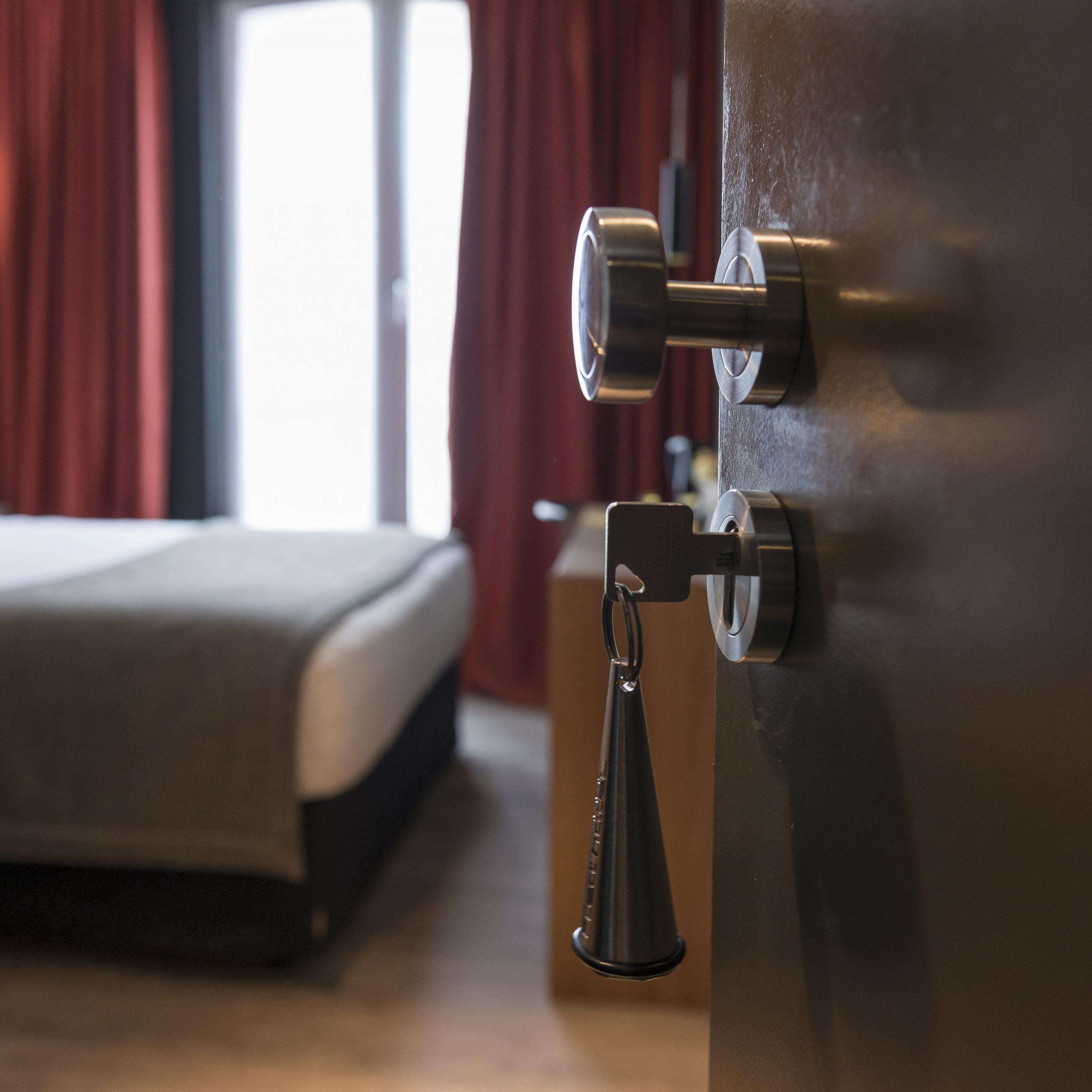 The rooms of our charming hotel in Paris | Fred Hotel Montparnasse